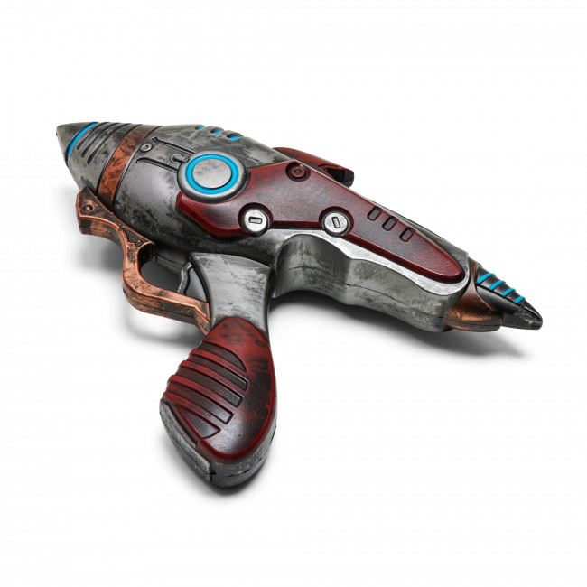 Wuu Jau Co, Inc - 13" Hub's Alien Blaster